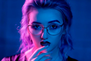 ¿Cuáles son los beneficios de la tecnología Blue Light en lentes?